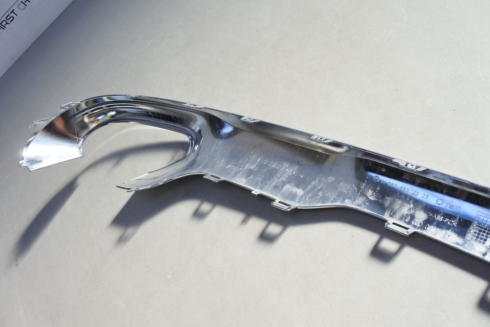 GENUINE MERCEDES BENZ GLC X253 SPORT REAR BUMPER LOWER CHROME TRIM ...