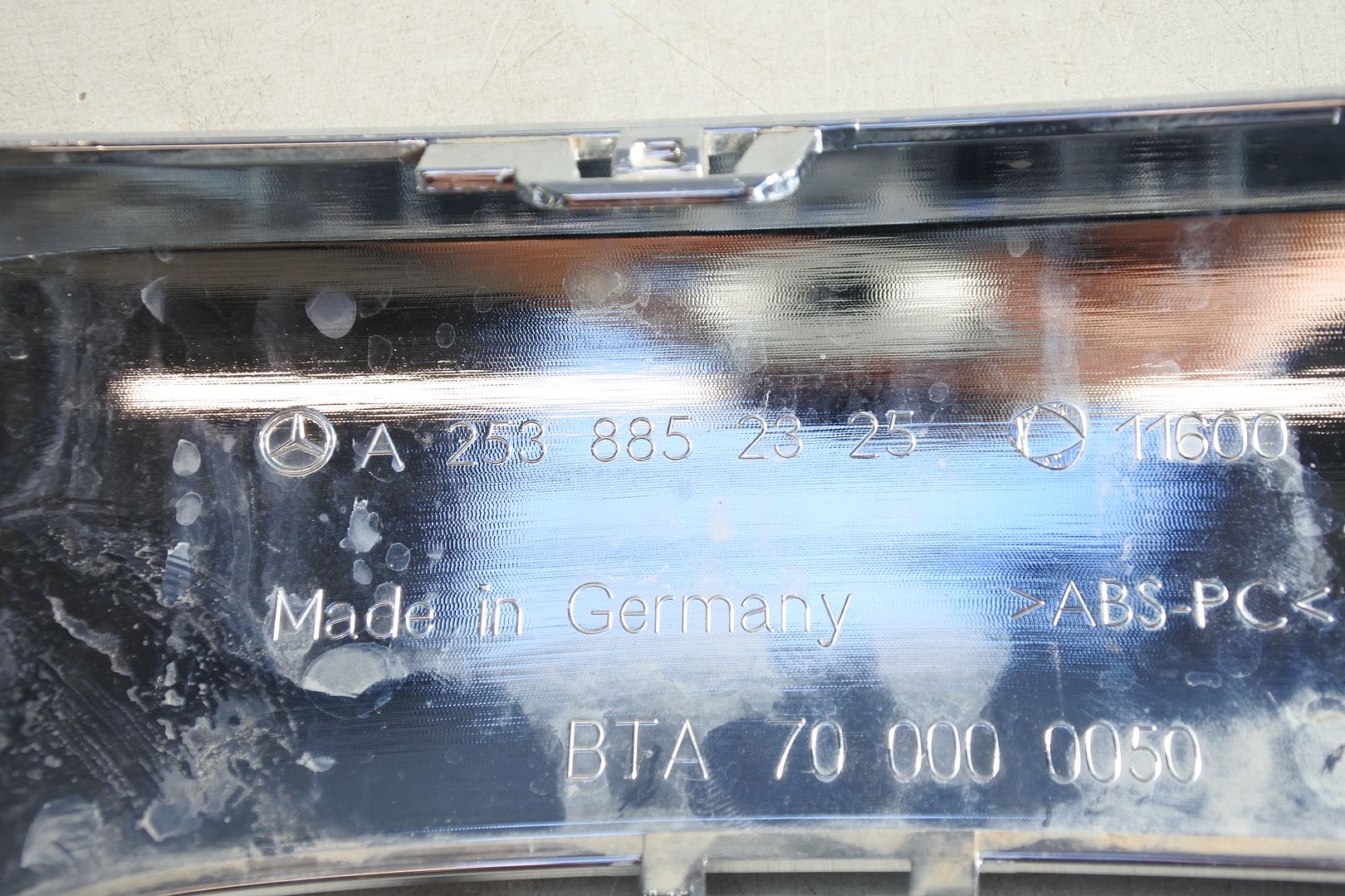 GENUINE MERCEDES BENZ GLC X253 SPORT REAR BUMPER LOWER CHROME TRIM ...